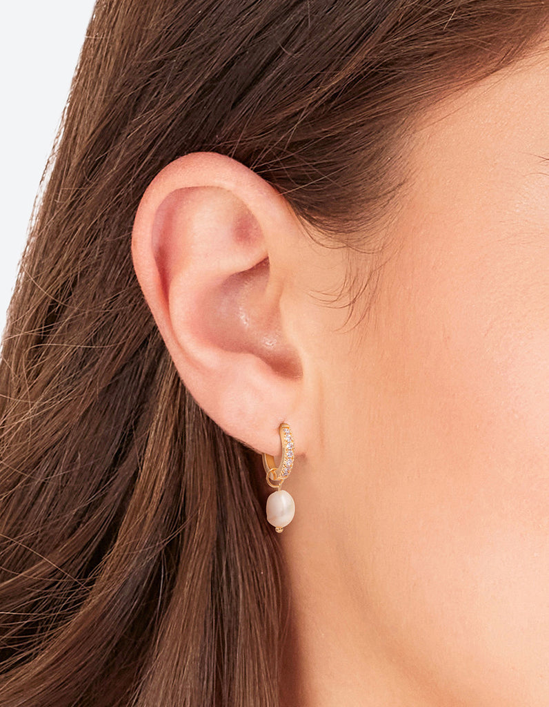 Waterproof Gold Plated Stainless Steel Diamante Freshwater Pearl Drop - Lovisa